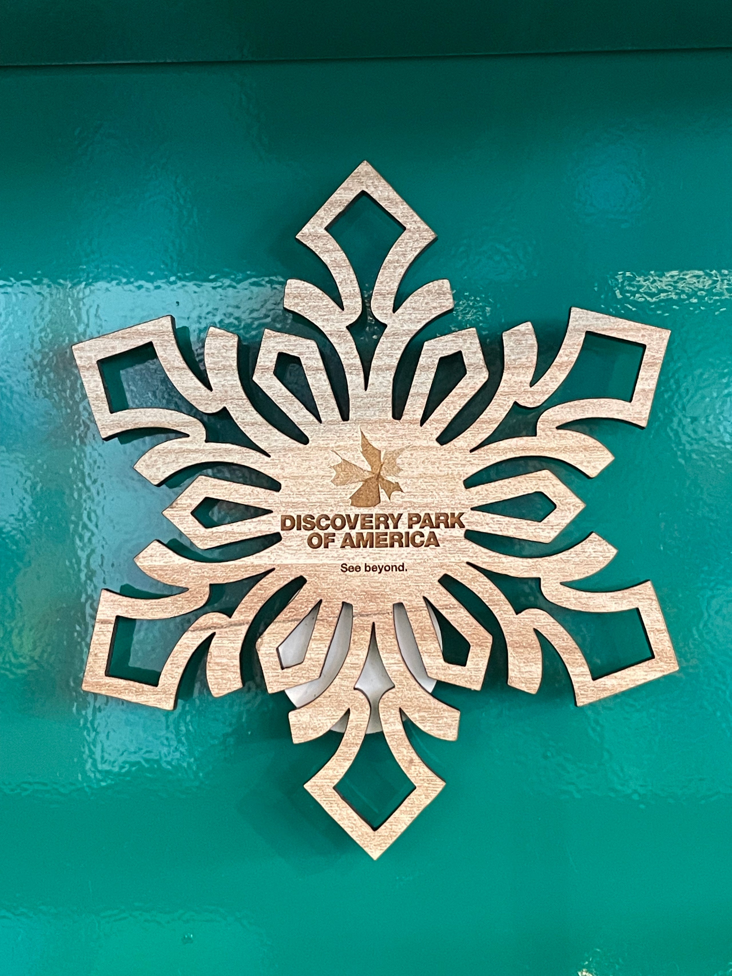 Wooden Snowflake Magnet | Discovery Park of America